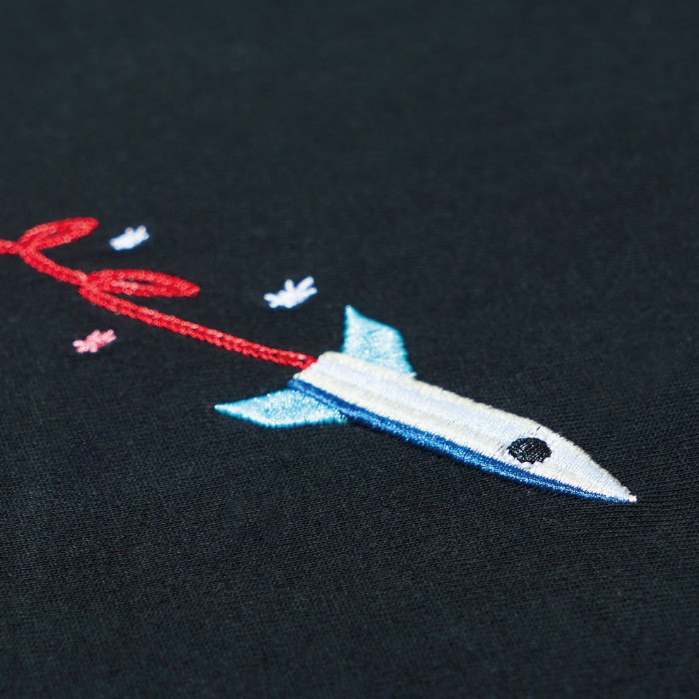 MGA Rocket Embroidery T-shirt / Black – Mrs. GREEN APPLE OFFICIAL STORE